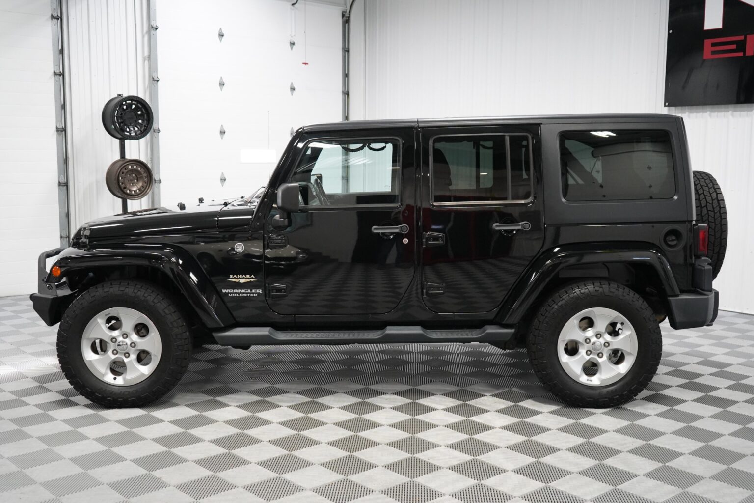 2014 Jeep Wrangler Sahara 4 Door: Ultimate Adventure SUV - Adventure Jeep